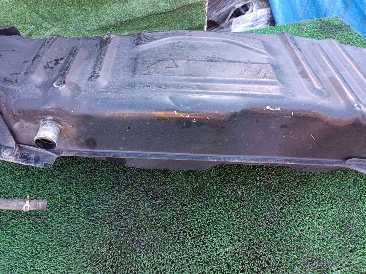 スズキ 燃料タンク キャリー GD-DA52T DA52T DA52T DA52V DA52W DA62T DA62V DA62W DA63T ...