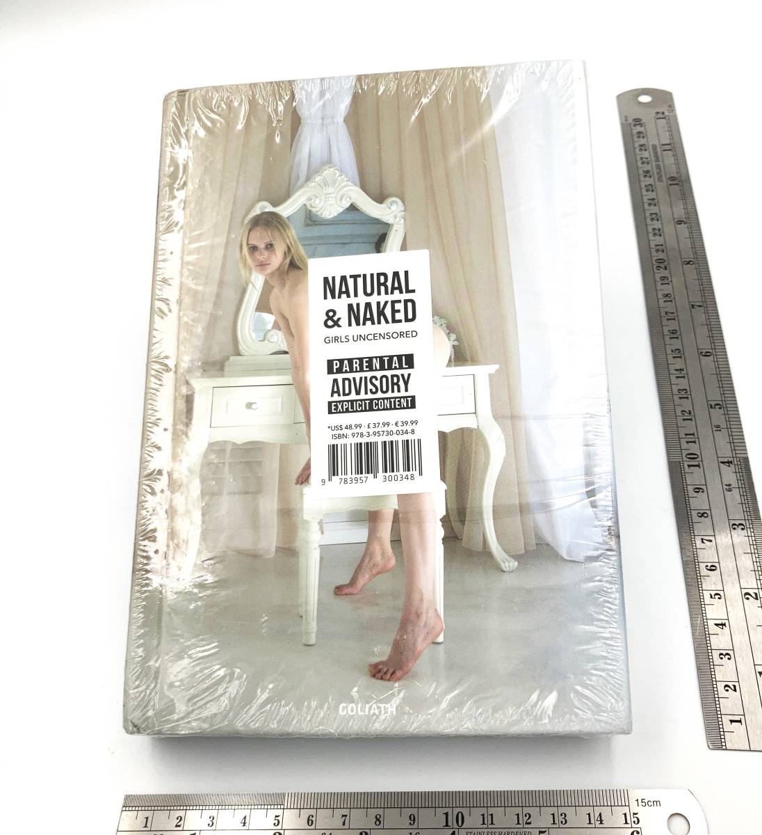 シュリンク付 NATURAL & NAKED - Girls uncensored by Mikhail Paramonov 洋書 海外 ...