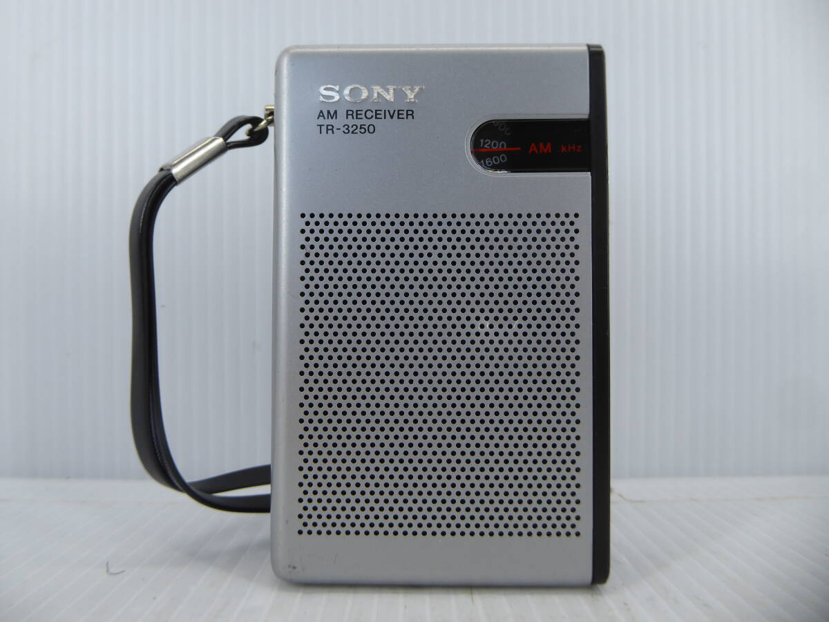 SONY AMアンティークコンパクトラジオ TR-3250 オマケ 電池付き(アンティーク)｜売買されたオークション情報、yahooの商品情報 ...