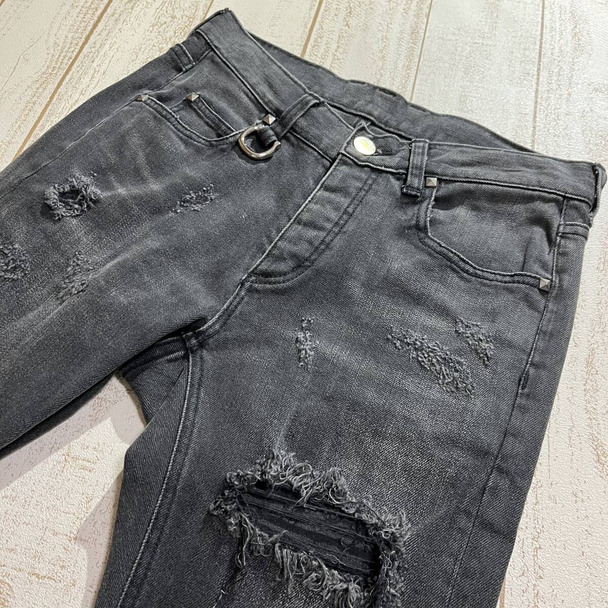YVAM TOKYO イヴァントウキョウ ダメージ加工 裾ジップスキニーデニムパンツ ブラック ストレッチ ジーンズ サイズ46 日本製 ...