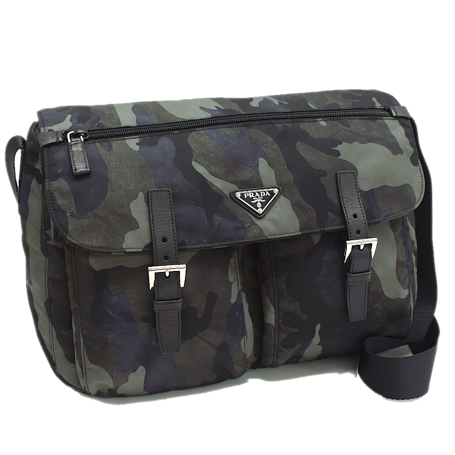 同様 プラダ メッセンジャーバッグ BT6671 テスートナイロン カモフラージュ トライアングルロゴ PRADA(ショルダーバッグ)｜売買されたオークション情報、yahooの商品情報を ...
