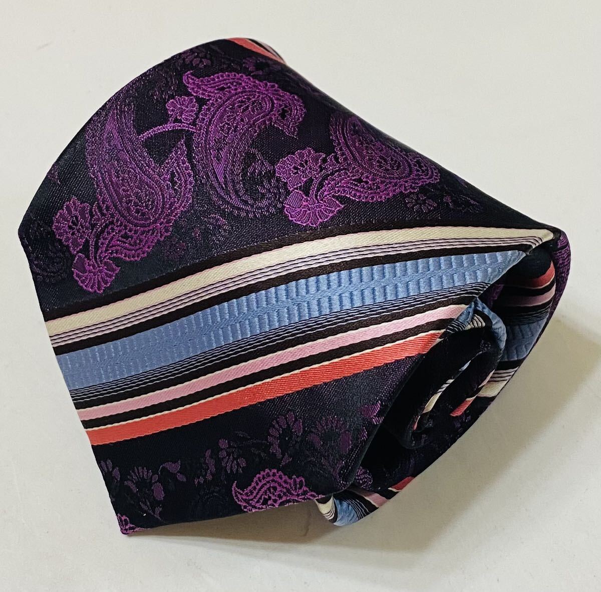 ETRO／エトロ／エトロネクタイ／ユーズド／ ／No.525(その他)｜売買されたオークション情報、yahooの商品情報をアーカイブ公開 - オークファン（aucfan.com）