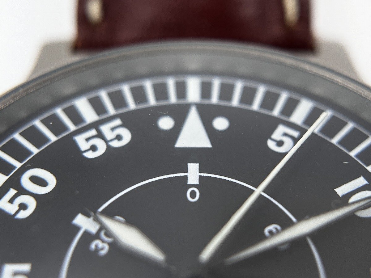 Beobachtungsuhr ベオーバハトゥングスクウーア ETA 2824-2 ドイツ製 自動巻き腕時計 可動 224953(3針（時、分 ...