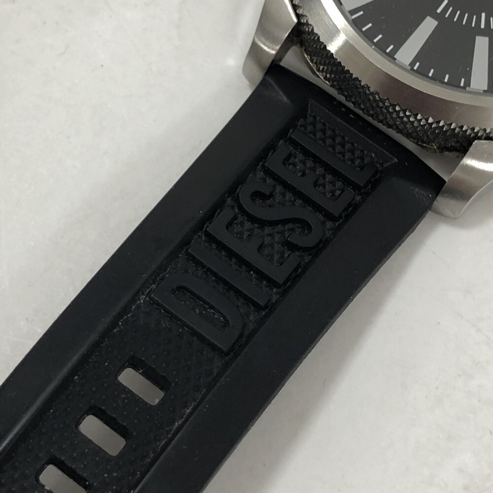 07w6544 1円~ ディーゼル DIESEL DZ-1906 腕時計 アナログ 箱あり 稼働品 ブラック シルバー 品(男性用)｜売買され ...