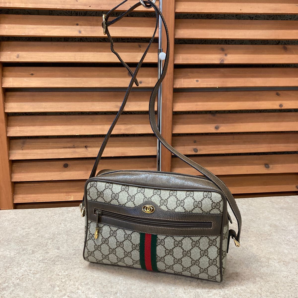 N254 GUCCI グッチ オールドグッチ 904.02.005 シェリーライン ショルダーバッグ ブラウン/ゴールド 難あり(オールド ...