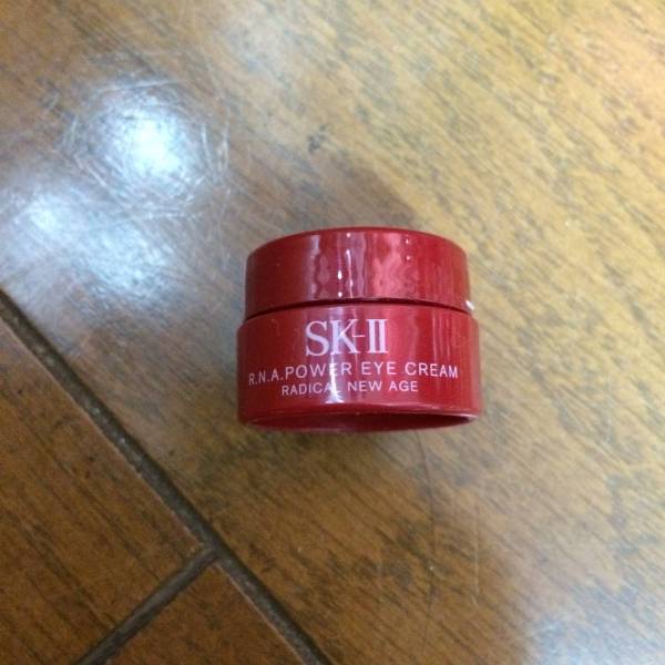 SK-2 R.N.A.パワーアイ クリーム 2.5g×6個 15g(その他)｜売買されたオークション情報、yahooの商品情報をアーカイブ公開 - オークファン（aucfan.com）