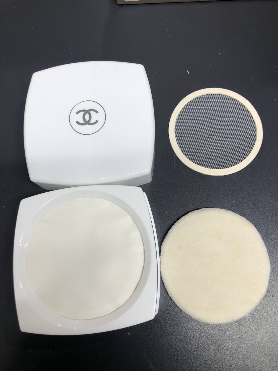 HB2393 シャネル CHANEL POUDRE APRES BAIN DE LUXE LUXURY BATH POWDER No19 バスパウダー 142g(その他)｜売買された ...