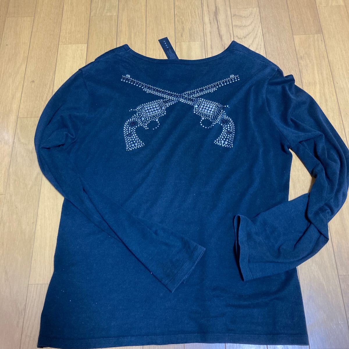 ロアー roar 黒Tトレ サイズ4(ロアー)｜売買されたオークション情報、yahooの商品情報をアーカイブ公開 - オークファン（aucfan.com）