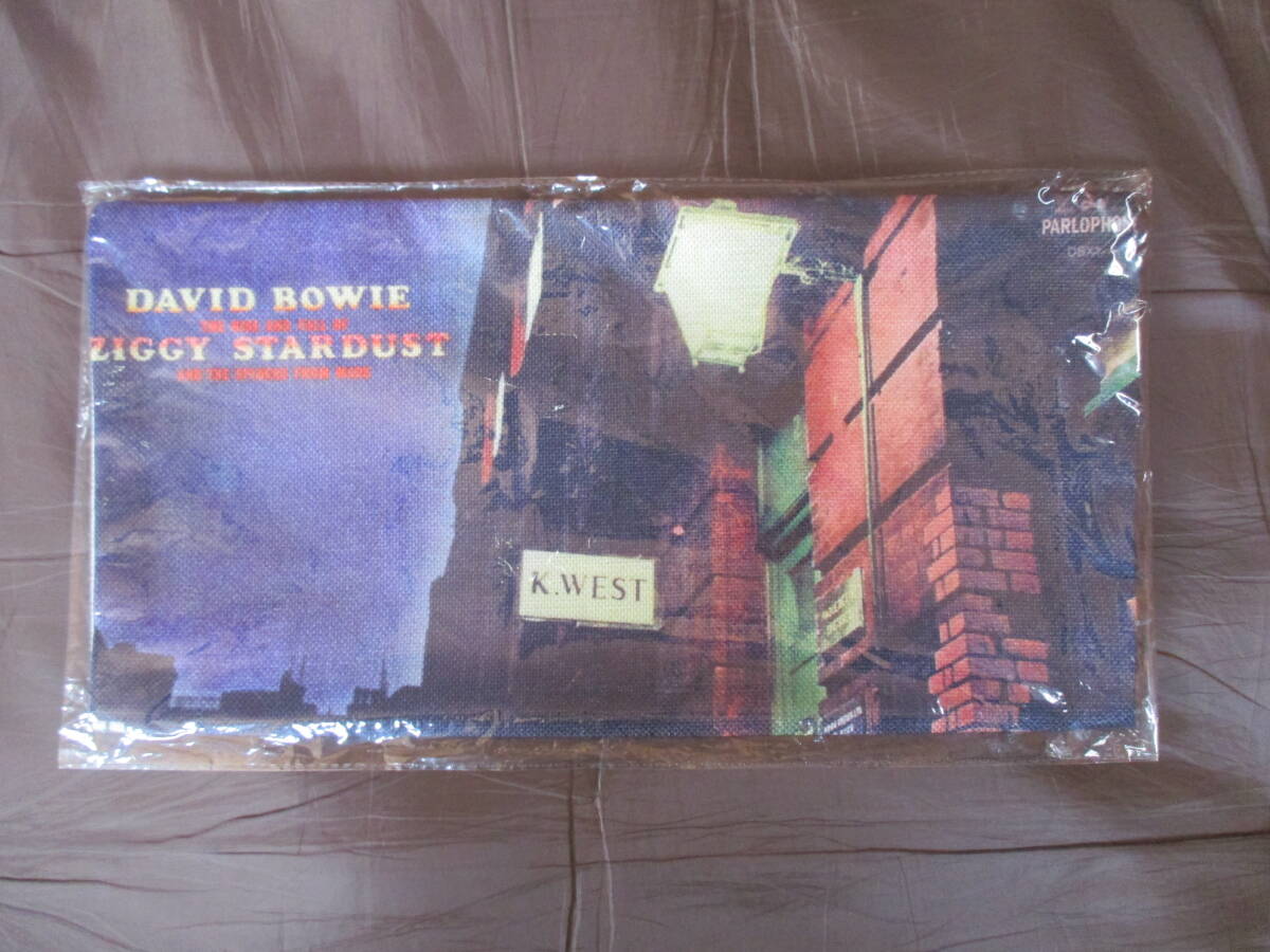 デヴィッド ボウイ ジギー スターダスト クッション カバー 横約44cm×縦約4.35cm David Bowie(その他)｜売買された ...