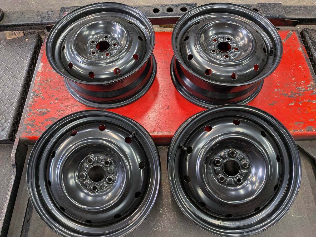 GR86 RC 純正スチールホイール 新車外し 4本セット(純正品)｜売買されたオークション情報、yahooの商品情報をアーカイブ公開 ...