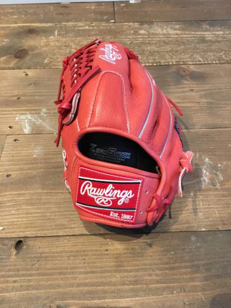 SUPREME × Rawlings 硬式グローブ 左投げ用(シュプリーム)｜売買されたオークション情報、yahooの商品情報をアーカイブ公開 - オークファン（aucfan.com）
