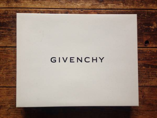 ジバンシー デザート スプーンセット 20PCSセット GIVENCHY シルバー(スプーン)｜売買されたオークション情報、yahooの商品情報をアーカイブ公開 - オークファン（aucfan ...