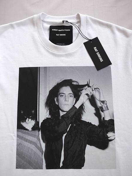 16SS RAF SIMONSラフシモンズ×ROBERT MAPPLETHORPE PATTI SMITHパティスミス スウェット sizeM(トップス)｜売買されたオークション情報 ...