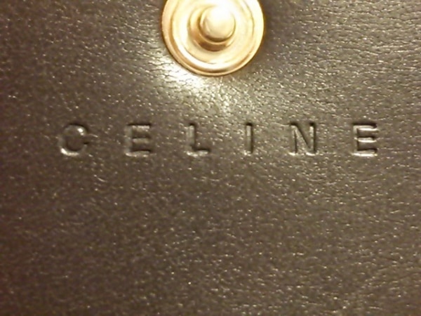 セリーヌ コインケース Cマカダム柄 ベージュ×ブラウン CELINE(女性用財布)｜売買されたオークション情報、yahooの商品情報をアーカイブ公開 - オークファン（aucfan.com）