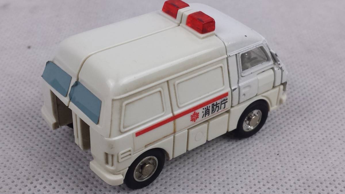 マニア放出品 当時物 ポピー マシンロボ MR-15 救急ロボ 1983年(その他)｜売買されたオークション情報、yahooの商品情報をアーカイブ公開 - オークファン（aucfan.com）