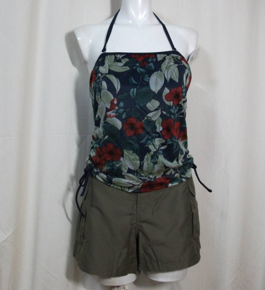 526 13号L ホルター水着 トップス2重 濃紺(タンキニ)｜売買されたオークション情報、yahooの商品情報をアーカイブ公開 - オークファン（aucfan.com）