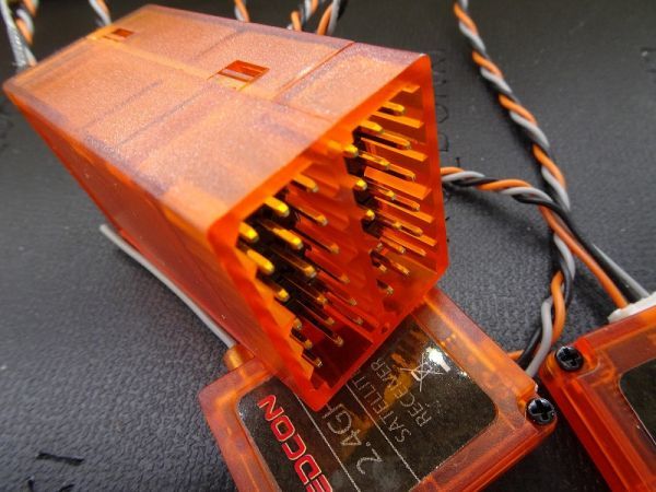 REDCON 9チャンネル受信機 DSM2/ DSMX Receiver CM951 互換性JR12X 11X X9503 X9303 ...