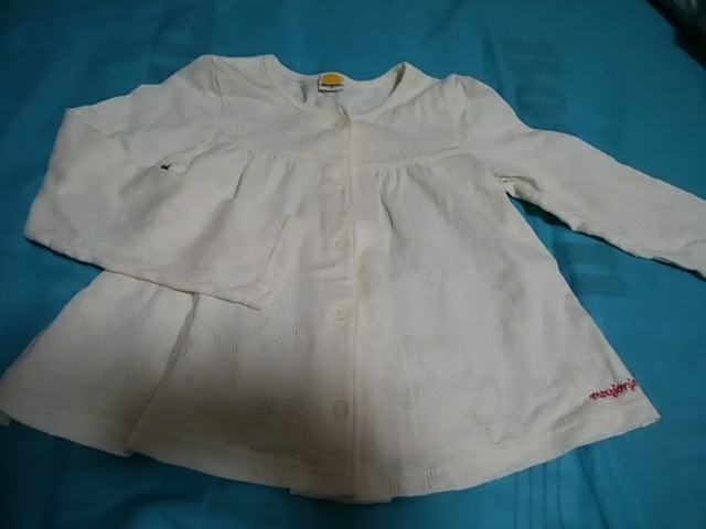 moujonjonカーディガンアイボリー 130 used(カーディガン)｜売買されたオークション情報、yahooの商品情報をアーカイブ公開 - オークファン（aucfan.com）