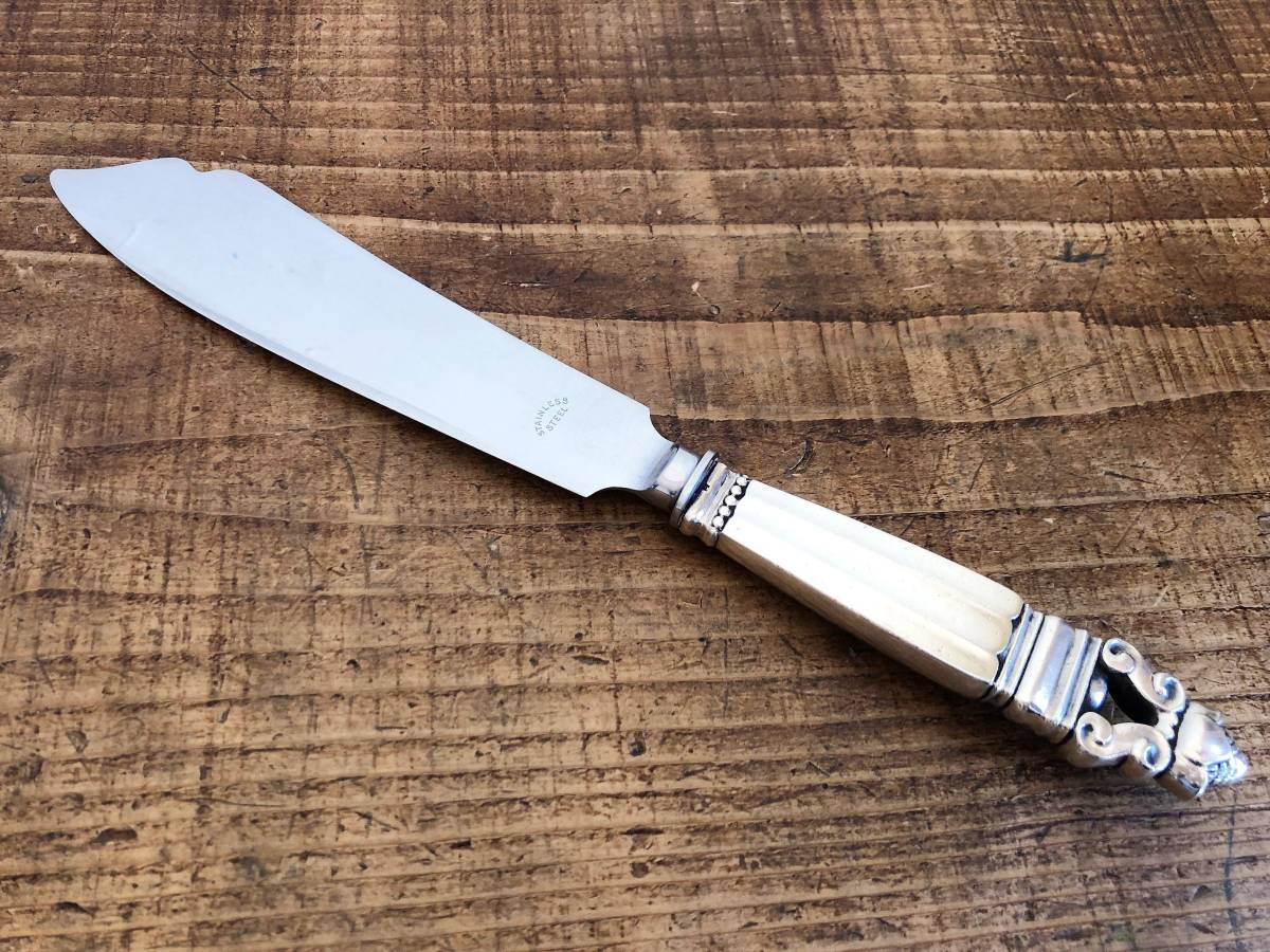 ジョージジェンセン エコーン 純銀製 ケーキナイフ 26.8cm/GeorgJensen/Acorn/デンマーク/王室御用達/246(カトラリー)｜売買されたオークション情報、yahooの商品 ...