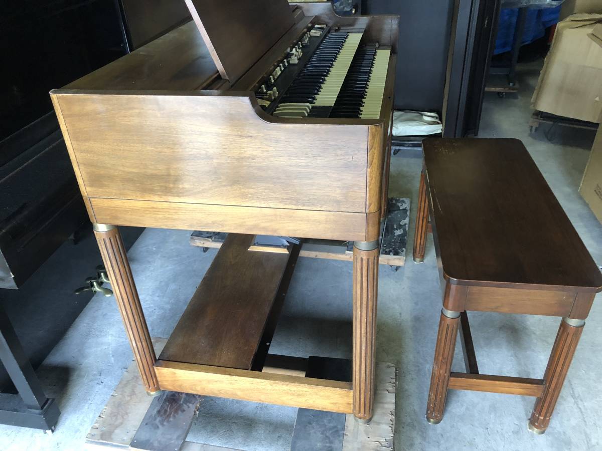 HAMMOND ORGAN B3000 & LESLIE 21 JANK ハモンドオルガンB3000＆レスリースピーカー21ジャンク(電子 ...
