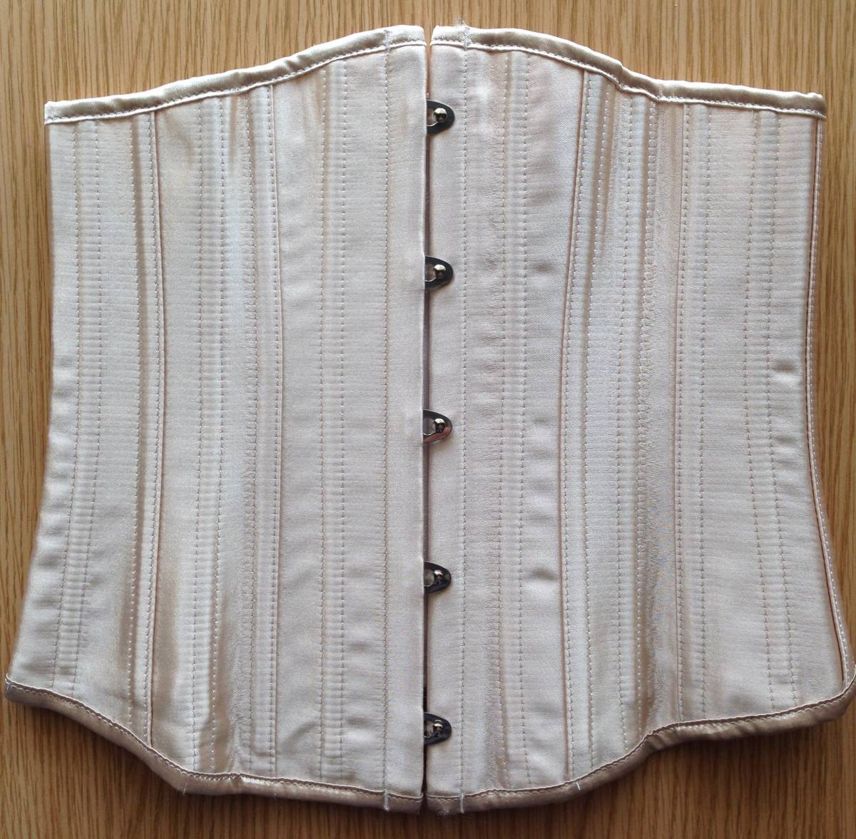 期間限定セール Burvogue アンダーバストコルセット ウエストトレーニングニッパー ボディシェイパー Sサイズ R223(ウエストニッパー)｜売買されたオークション情報、yahooの商品 ...