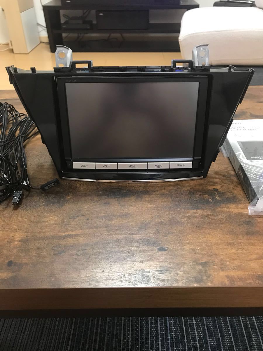 NSZA-X64T トヨタ純正ナビ プリウスα用パネル付き(トヨタ、ダイハツ)｜売買されたオークション情報、yahooの商品情報をアーカイブ ...