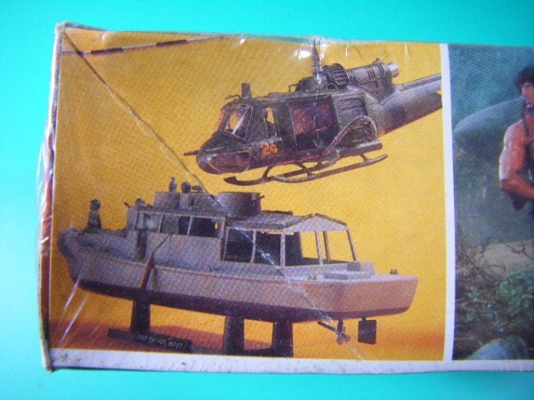 モノグラム 1/48 ランボー アタックセット UH-1 ガンシップ 装甲ボート ベトナム Monogram RAMBO(アメリカ)｜売買され ...