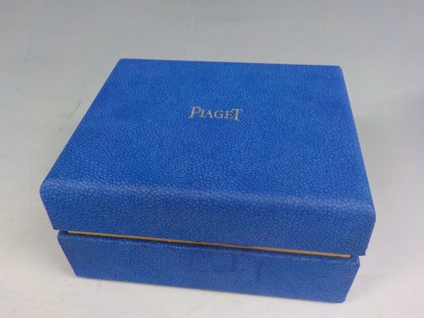 BQ220 空箱 パッケージのみ PIAGET ピアジェ パッケージ 青 品(その他)｜売買されたオークション情報、yahooの商品情報を ...
