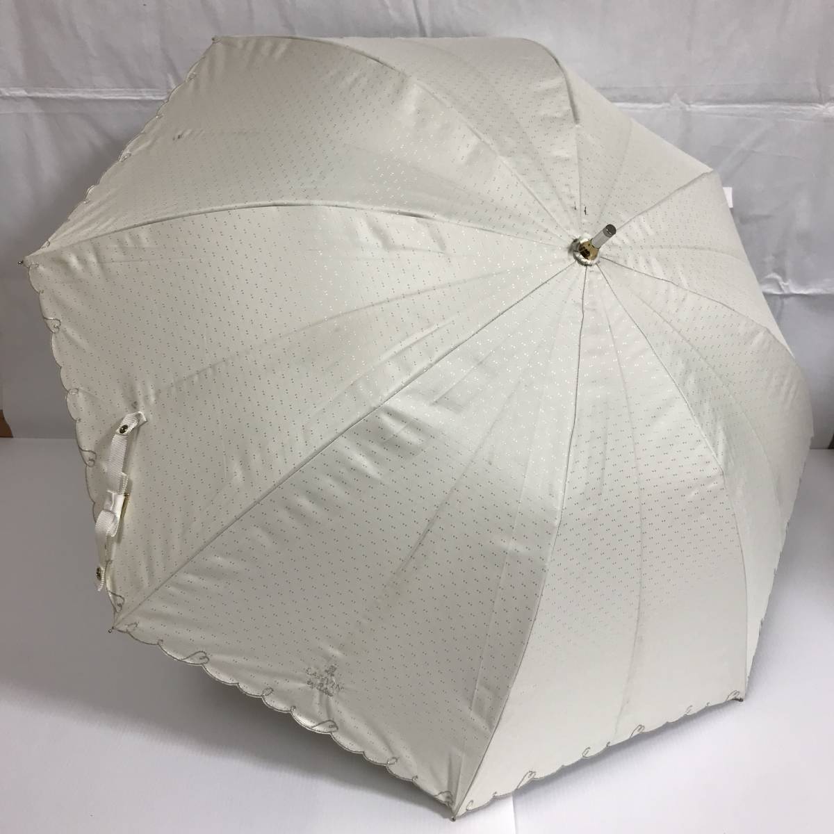 い090809 LANVIN ランバン MOONBAT ムーンバット 晴雨兼用 雨傘 日傘 長傘 女性用(女性用)｜売買されたオークション情報、yahooの商品情報をアーカイブ公開 ...