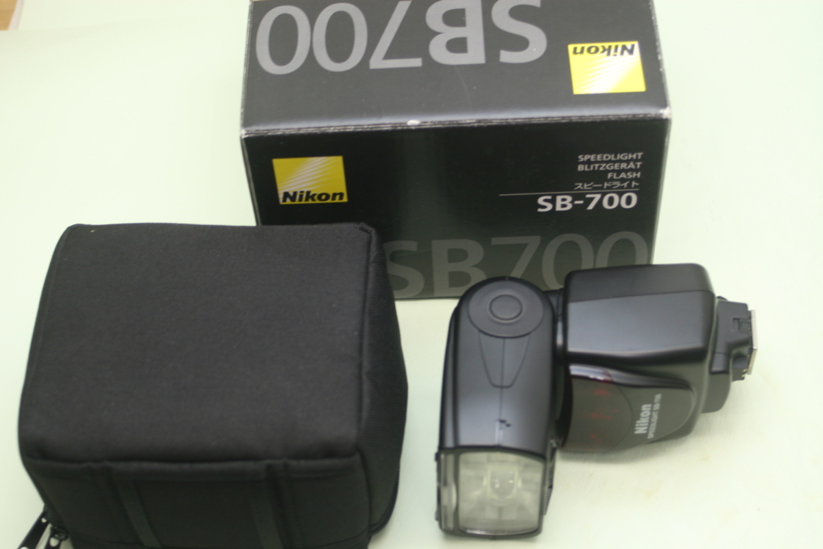 Nikon Speed Light SB-700(ニコン)｜売買されたオークション情報、yahooの商品情報をアーカイブ公開 - オークファン ...