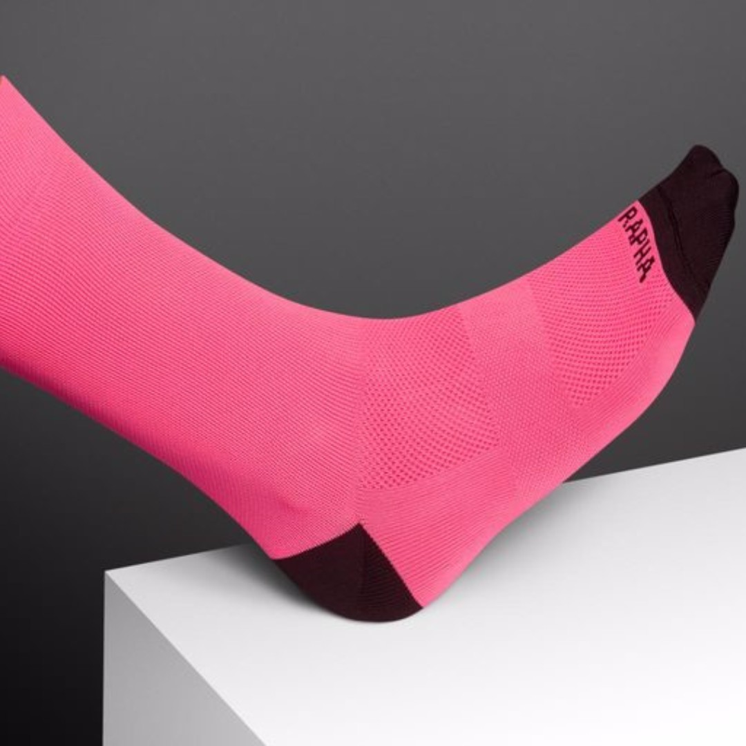 Rapha Pro Team Socks - Regular Lサイズ ハイビズピンク ラファ プロチーム ソックス(ソックス)｜売買されたオークション情報、yahooの商品情報をアーカイブ ...