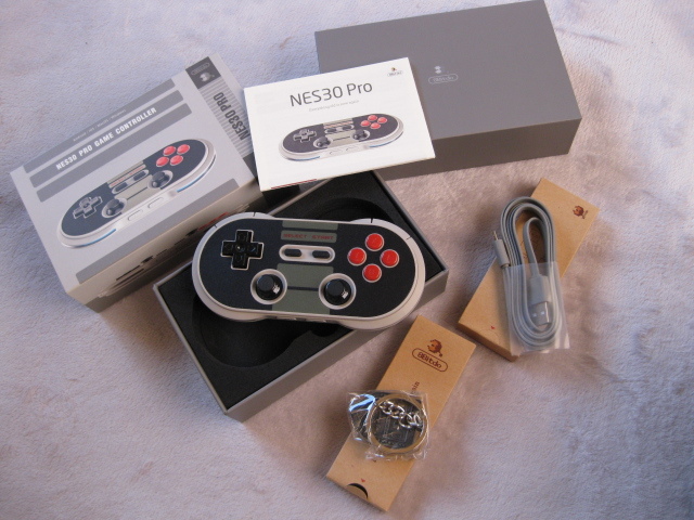 8Bitdo NES30 PRO GAME CONTROLLER Bluetooth/USB有線対応 動作確認程度の PC/Android/iOS/MacOD/Windows(ジョイスティック ...