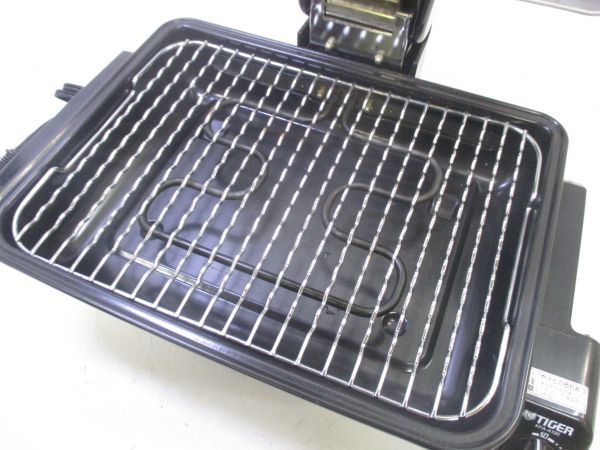 タイガー TIGER フィッシュロースター 両面魚焼き器 KFA-A130 E-6104(その他)｜売買されたオークション情報、yahooの商品情報をアーカイブ公開 - オークファン ...