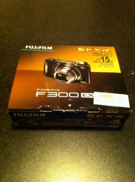 FUJIFILM FINEPIX F300EXR シルバー(富士フイルム)｜売買されたオークション情報、yahooの商品情報をアーカイブ公開 ...
