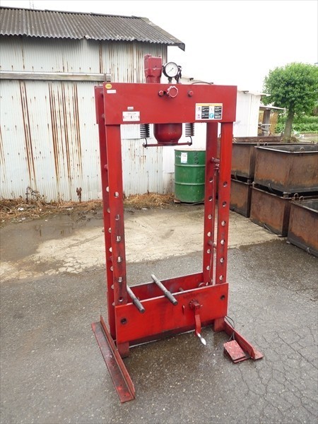 大阪発 NISSALCO/ニッサルコ オイルプレス 油圧プレス機 GW8218 管N7131 #(その他)｜売買されたオークション情報 ...