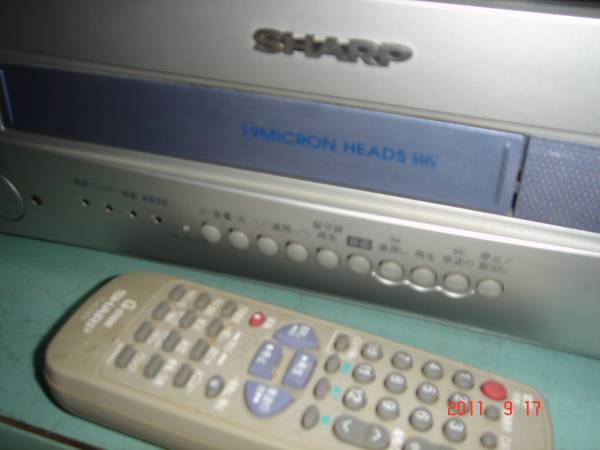 SHARP 19MICRON HEADS G-CODE VT-14GH5 14インチ テレビデオ(ビデオ内蔵型テレビ)｜売買されたオークション情報、yahooの商品情報をアーカイブ公開 ...