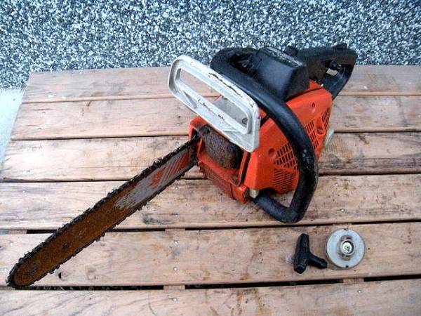 共立 ECHO エンジン チェーンソー ニューらくソー CSV-281(チェーンソー)｜売買されたオークション情報、yahooの商品情報をアーカイブ公開 - オークファン（aucfan.com）