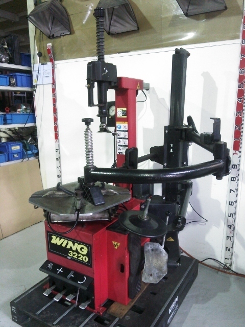 EIWA/エイワ タイヤチェンジャー WING3220 サポートアーム付き 三相200V 自動車整備 動作良好 A5713 店舗引取り限定 ...