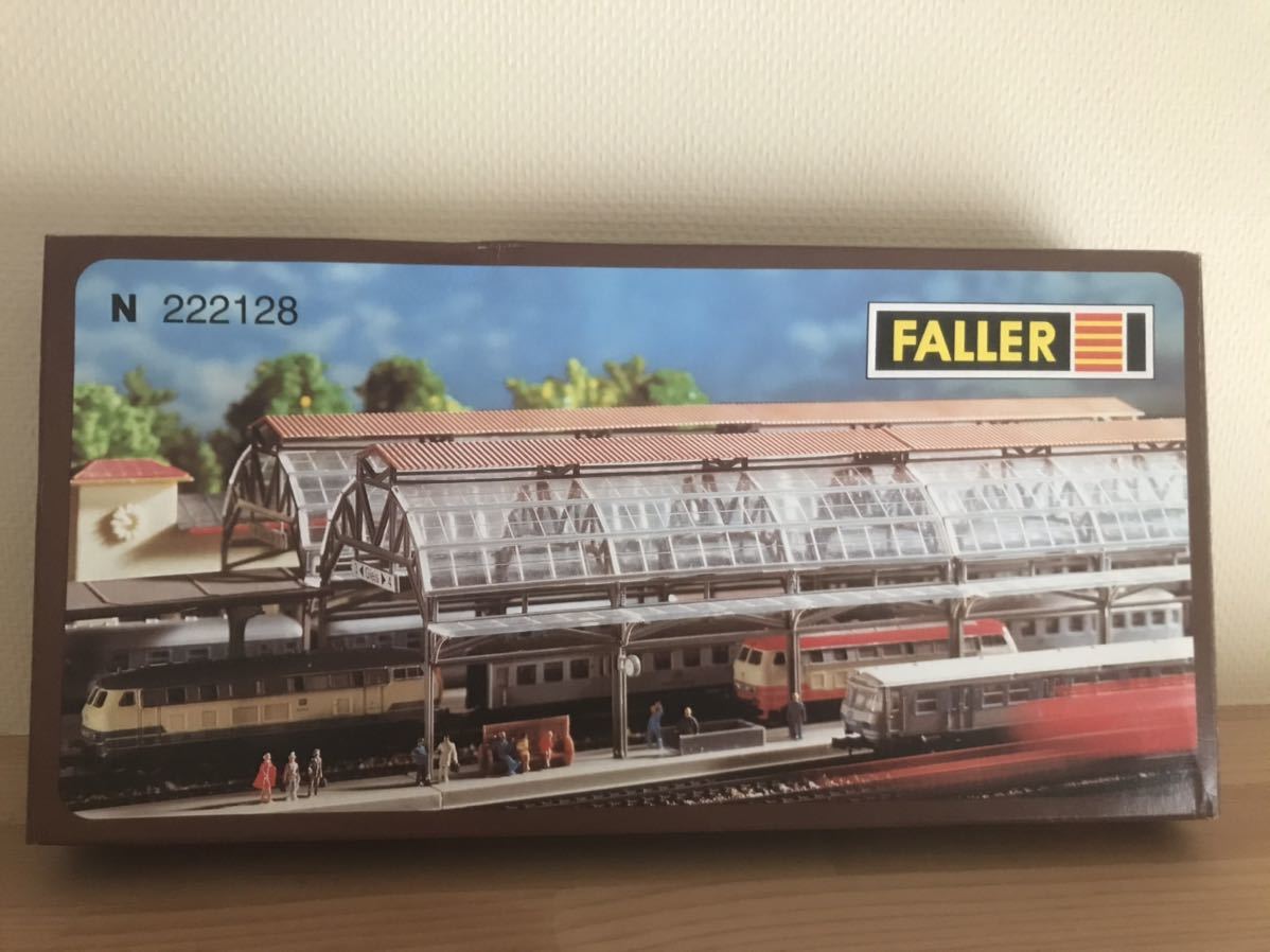 1円スタート レア ドーム屋根つきホーム ファーラー 222128 FALLER Nスケール1/160 ガラスドーム屋根が付いたプラットホーム ...