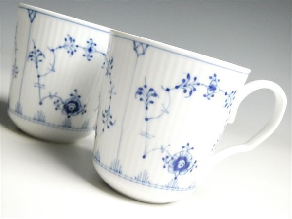 k751 ロイヤルコペンハーゲン ブルーフルーテッド ペア マグカップ 2客(ロイヤルコペンハーゲン)｜売買されたオークション情報、yahooの商品情報をアーカイブ公開 - オークファン ...