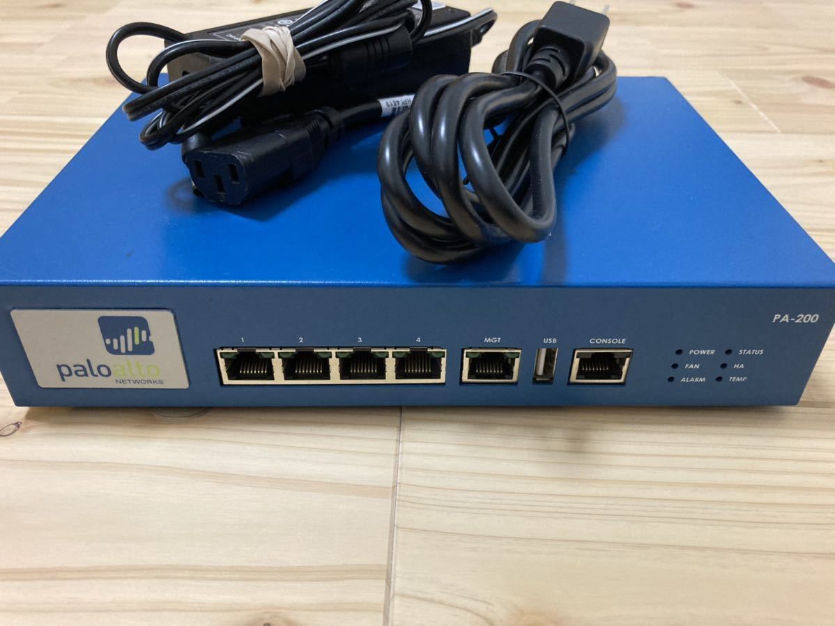 ジャンク品 Palo Alto Networks PA-200 次世代FireWall パロアルト及び電源アダプタ一式(ルーター)｜売買された ...