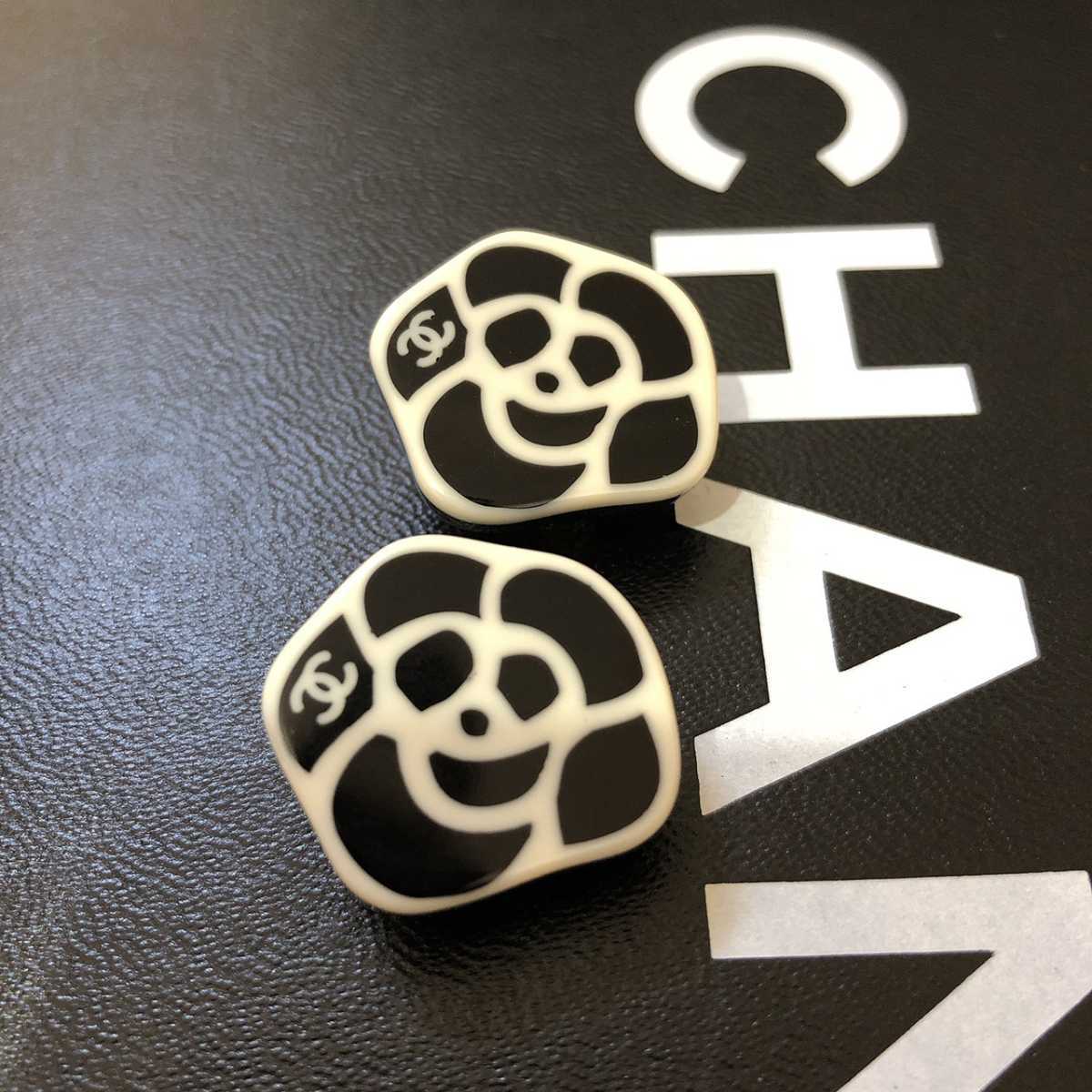 CHANEL／2003年製／カメリア／ココマーク／小振り／イヤリング(イヤリング)｜売買されたオークション情報、yahooの商品情報をアーカイブ公開 - オークファン（aucfan.com）