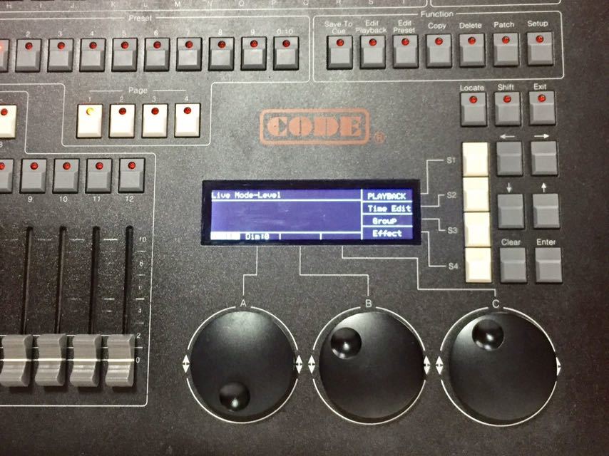 DMX512 ムービング卓 CODE Party600(レコーディング、PA機器)｜売買されたオークション情報、yahooの商品情報をアーカイブ公開 - オークファン（aucfan.com）