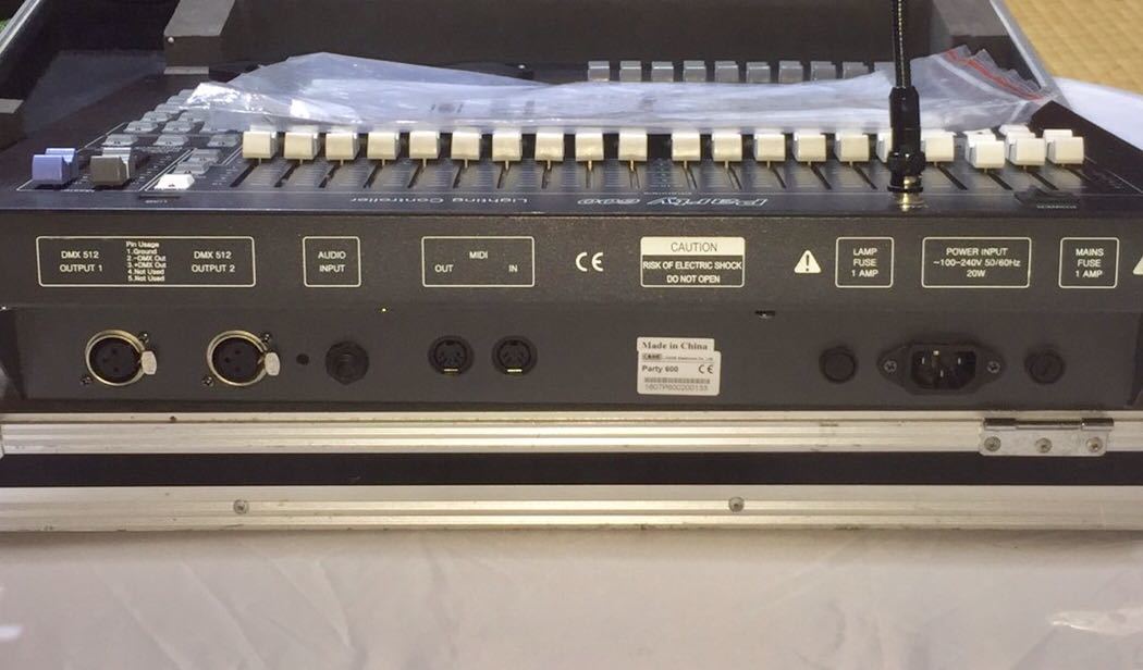 DMX512 ムービング卓 CODE Party600(レコーディング、PA機器)｜売買されたオークション情報、yahooの商品情報をアーカイブ公開 - オークファン（aucfan.com）