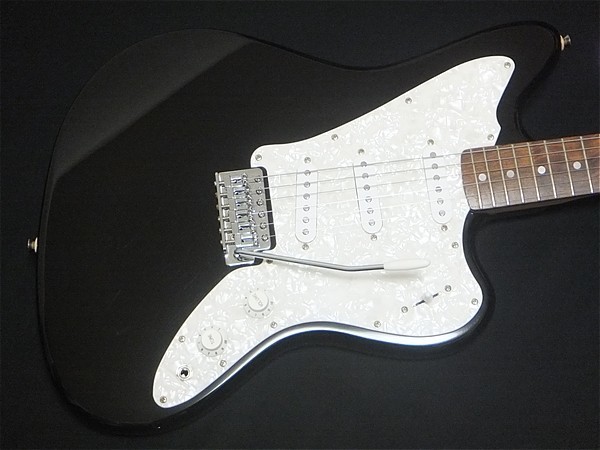 Squier by Fender Jagmaster ジャグマスター JGQ 3シングルコイル ブラック 黒 ソフトケース付属 Jaguar ...