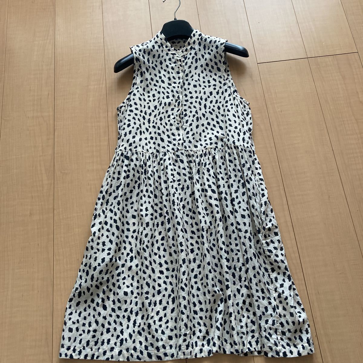 MACPHEE マカフィー ノースリーブワンピース シルク混 ダルメシアン柄(ワンピース)｜売買されたオークション情報、yahooの商品情報をアーカイブ公開 - オークファン（aucfan.com）