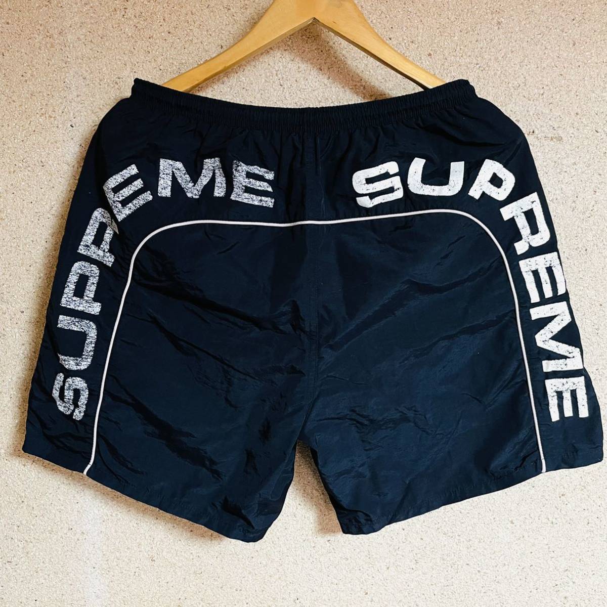 Supreme Arc Logo Water Short Black White M 18ss 黒 白 ハーフパンツ ショートパンツ｜ファッション