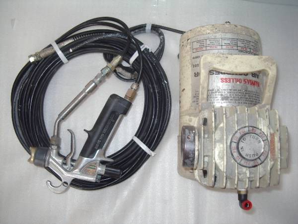 塗装用 コンプレッサー KC-101 ケース付き 送料値引き(コンプレッサー)｜売買されたオークション情報、yahooの商品情報をアーカイブ公開 - オークファン（aucfan.com）