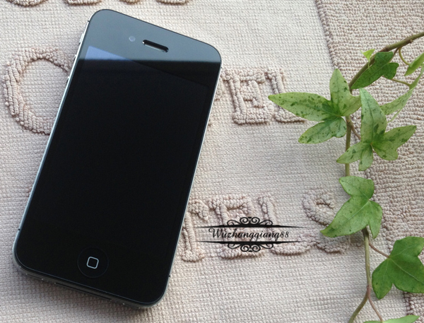 iPhone 4S 16GB黒 Simフリー 本体/オマケ/海外/ドコモ可(iPhone 4S)｜売買されたオークション情報、yahooの商品 ...