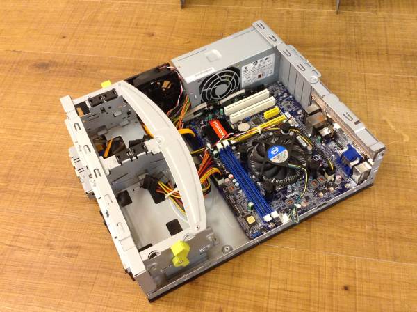 InWin IW-BL672 S.F.F規格 Slimタイプ MicroATX PCケース iw1(Micro ATX)｜売買された ...